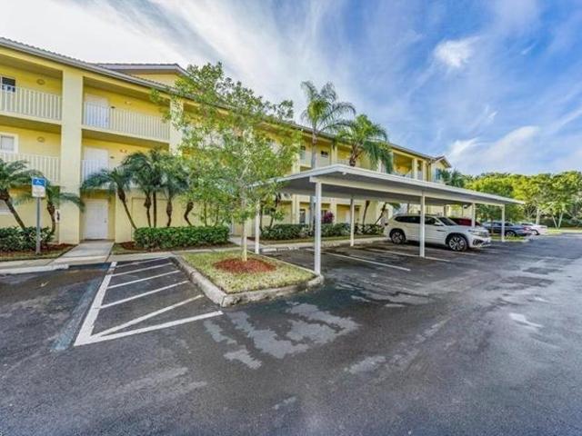 8288 Key Royal Ln #1424, Naples, FL 34119