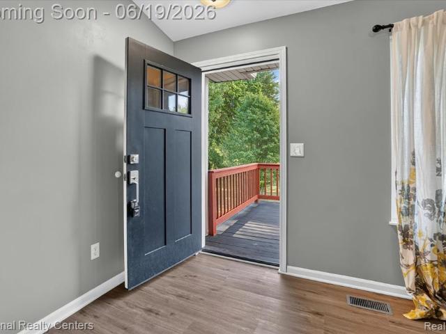 8280 W Rolston Road
