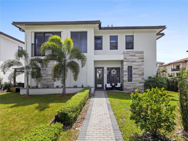 8281 NW 48th Ter, Doral, FL 33166 | MLS #A11985 | Compass
