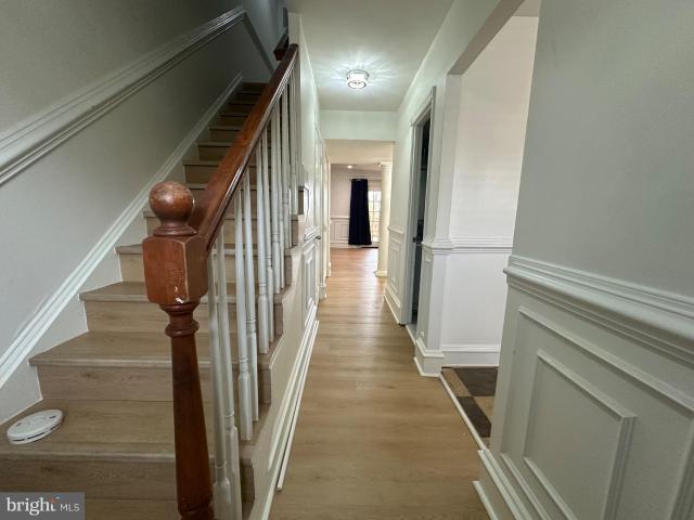 8282 White Pine Dr, Manassas Park, VA 20111 | MLS #VAMP2003 | Compass