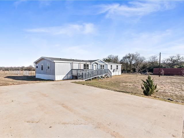 8283 Blue Fire Ln, Franklin, TX 77856 | MLS #26001
