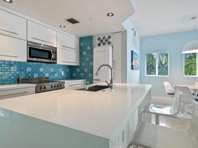 828 3rd St #314, Miami Beach, FL 33139