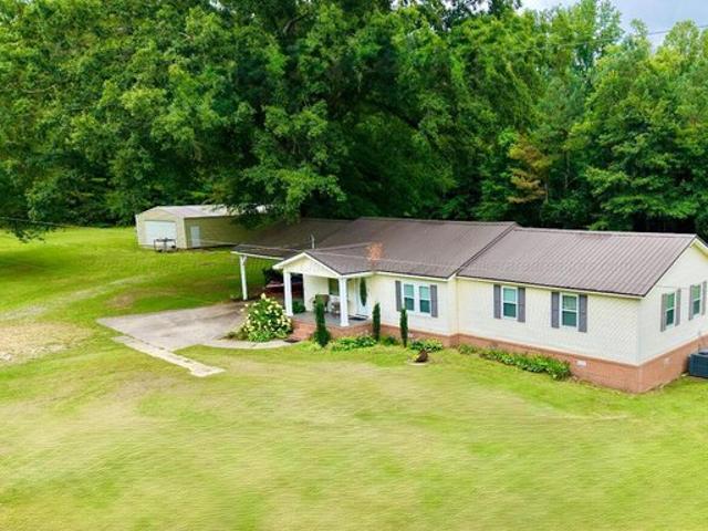 828 County Line Church Rd, Haleyville, AL 35565