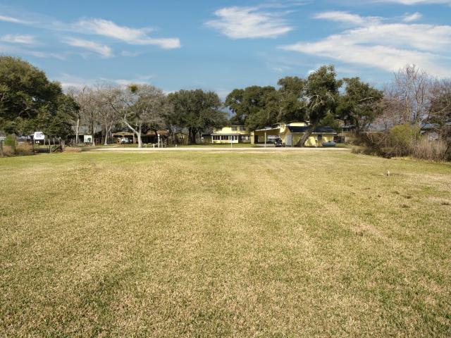 828 County Road 206