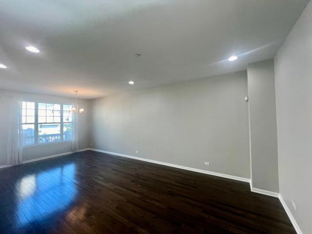 828 Center Street