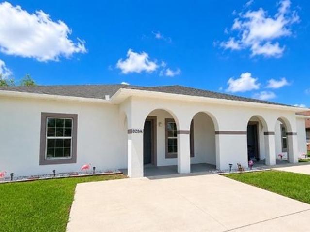 828 Abbeville Ct, Kissimmee, FL 34759