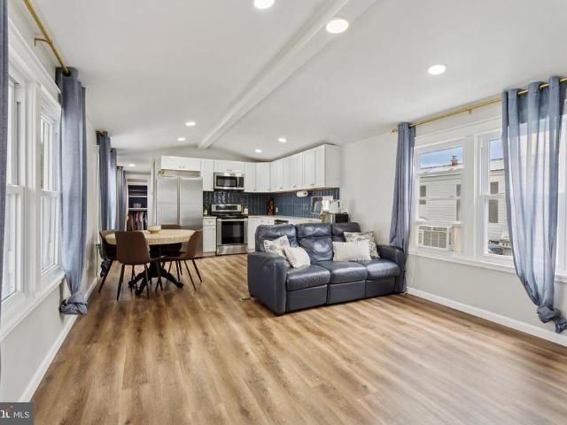 828 Aspen Avenue