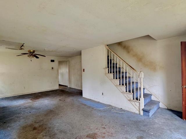 828 Broad St, Collingdale, PA 19023 | MLS #PADE2114 | Compass