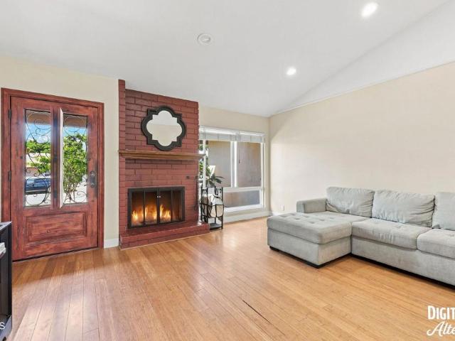 828 Burlington Avenue