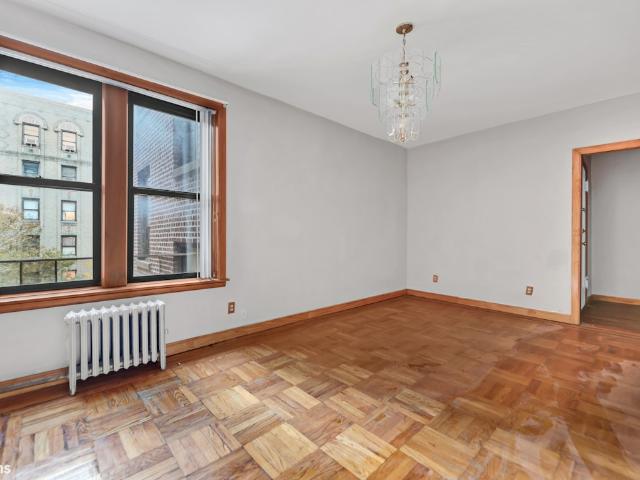 828 GERARD Avenue 2E