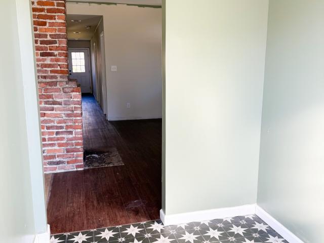 828 Gracey Ave