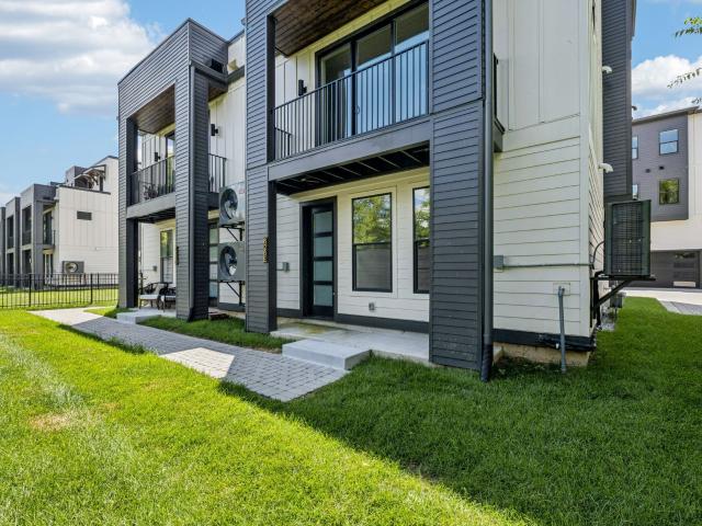828 E Watts Ln, Nashville, TN 37209 | MLS #3099 | Compass