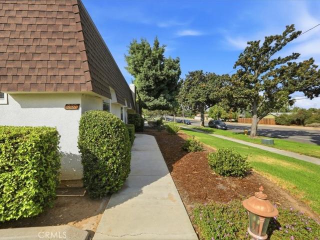 828 E Highland Avenue