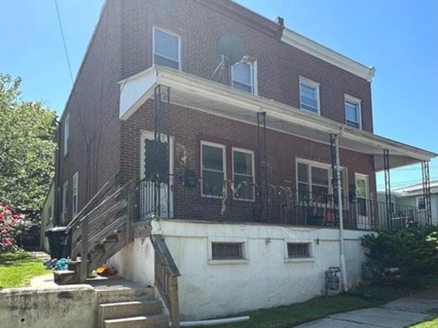 828 High St, Norristown, PA 19401
