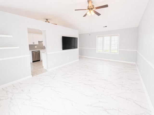 828 Huron Court