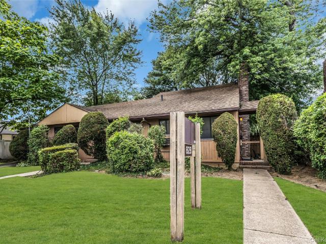 828 N Fletcher Avenue