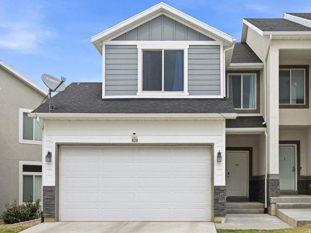 828 N Glen Eagles Ct W, Tooele, UT 84074