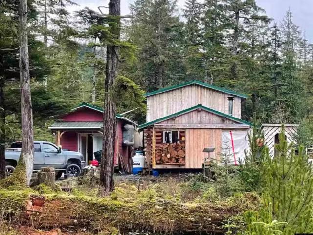 828 NE CEDAR TREE DRIVE, COFFMAN COVE, AK 99918 Single Family.