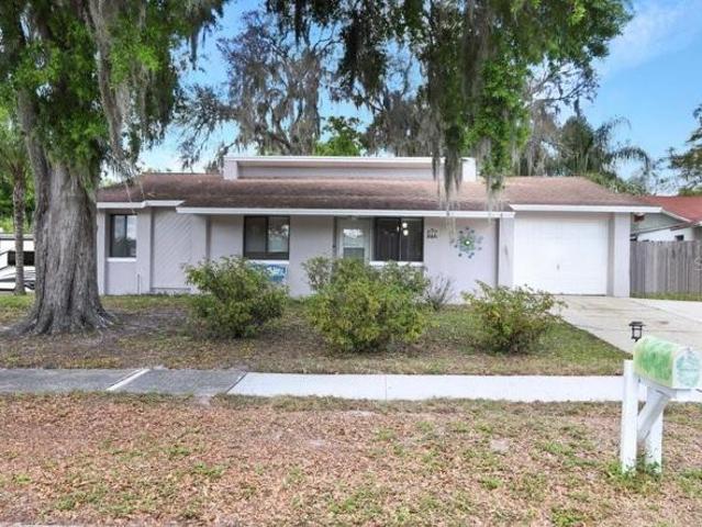 828 Pebblewood Dr, Brandon, FL 33511