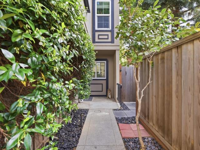 828 Rue Montagne, Campbell, CA 95008 | MLS #ML82042 | Compass