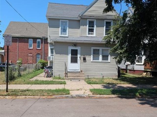 828 W 17th St, Erie, PA 16502