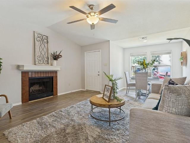 828 Woodland Court