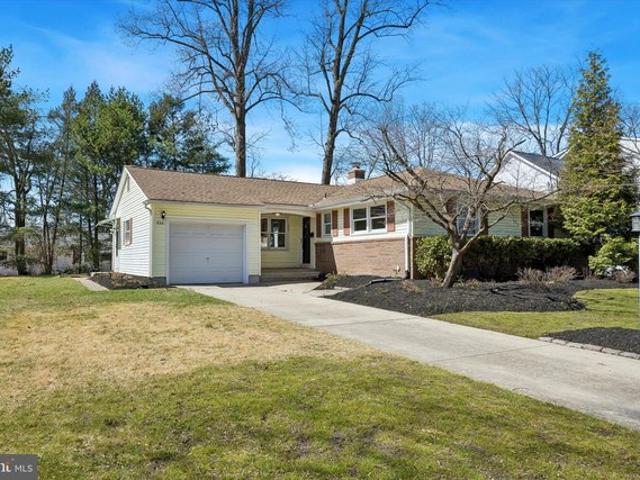 828 Wayside Ln, Haddonfield, NJ 08033