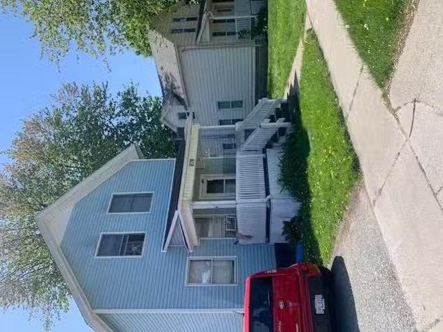 828 Wall St, Port Huron, MI 48060 MLS 24029506