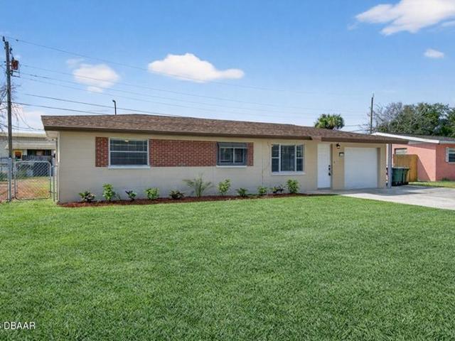 828 White Ct, Daytona Beach, FL 32117