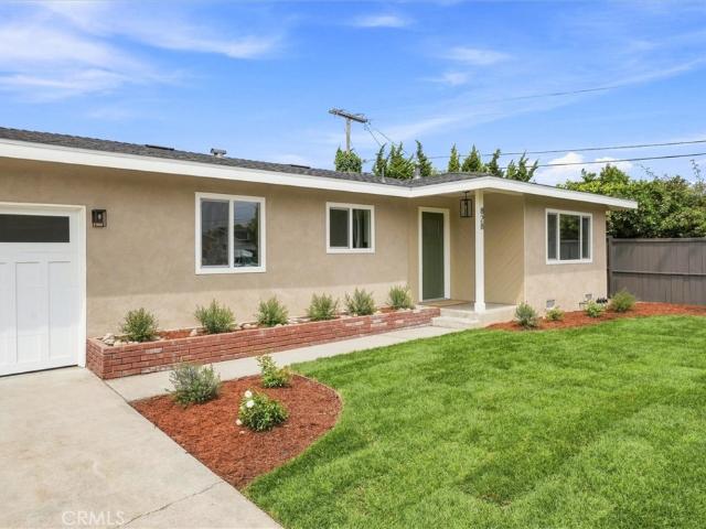 828 Willow
