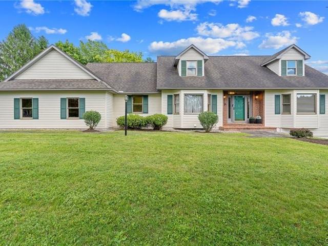 8294 Odyssey Dr, Manlius, NY 13104