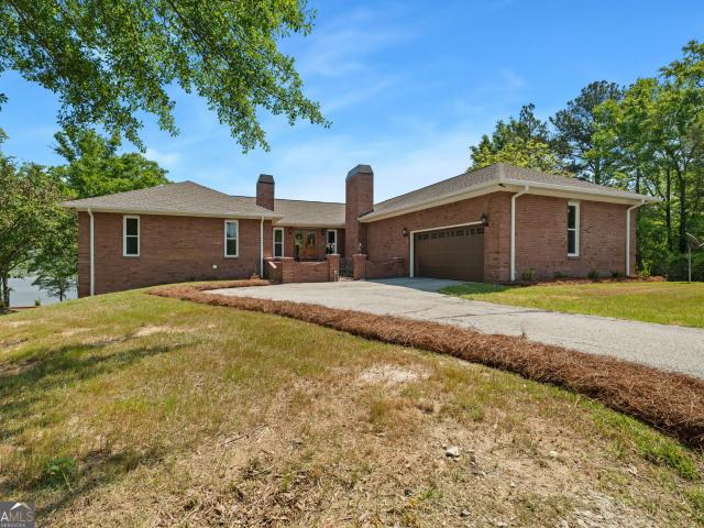 8294 Shelley Trail