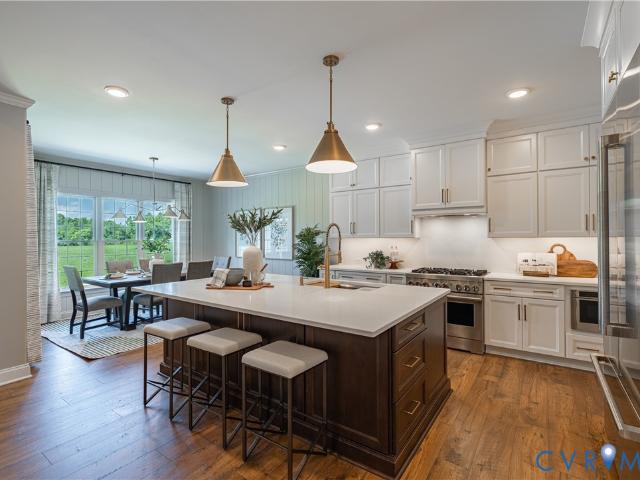 8297 Mount Eagle Road