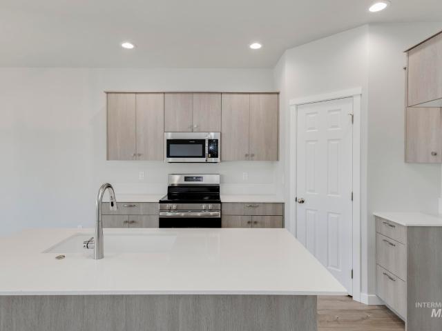 8299 S Tyrion Way