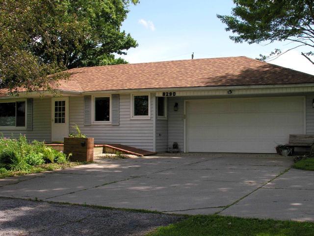 8290 E 550 N