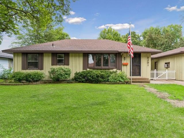 8291 Grange Blvd, Cottage Grove, MN 55016