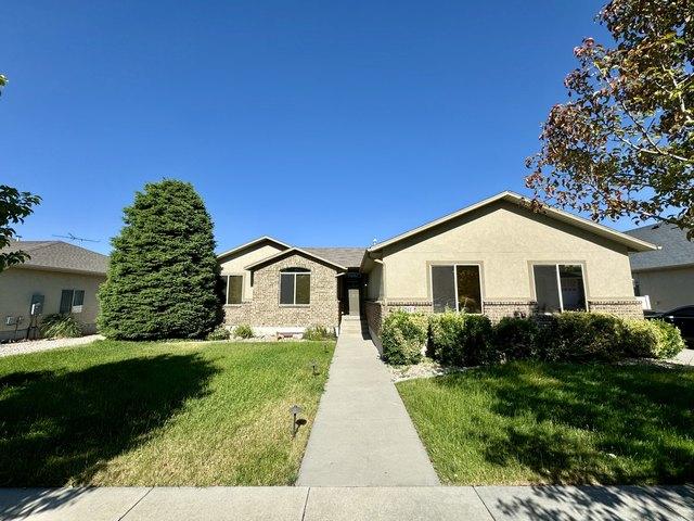 8291 S Water Oak Dr, West Jordan, UT 84081