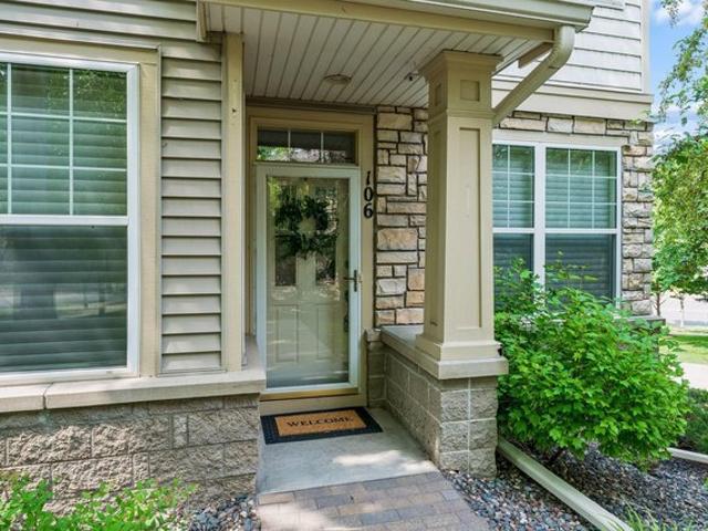 8292 Labont Way Apt 106, Eden Prairie, MN 55344