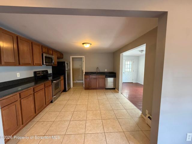 829 831 Albert Street # 831
