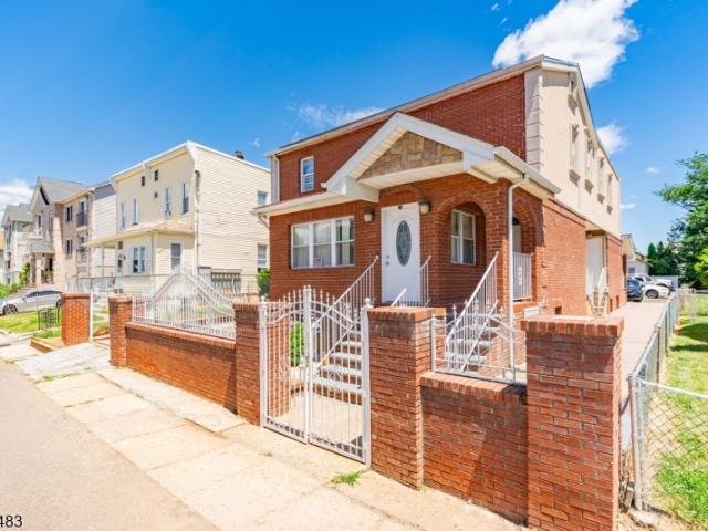 829 831 Allen St # 4