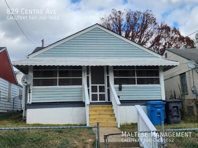 829 Centre Ave, 2 beds, 1 full bath