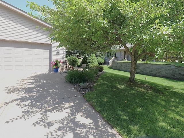 829 Autumn Way