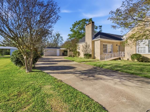 829 Bear Drive