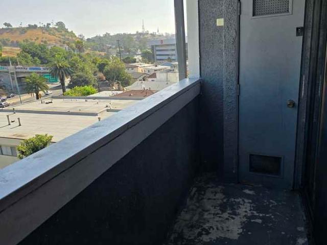 829 Bunker Hill 2 Bedroom Apartment for Rent at 829 N Bunker Hill Ave, Los Angeles, CA 90012 Historic Cultural