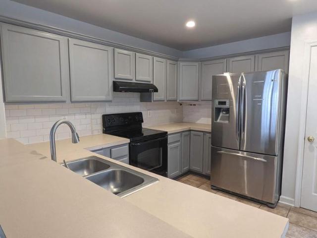 829 gallows ct