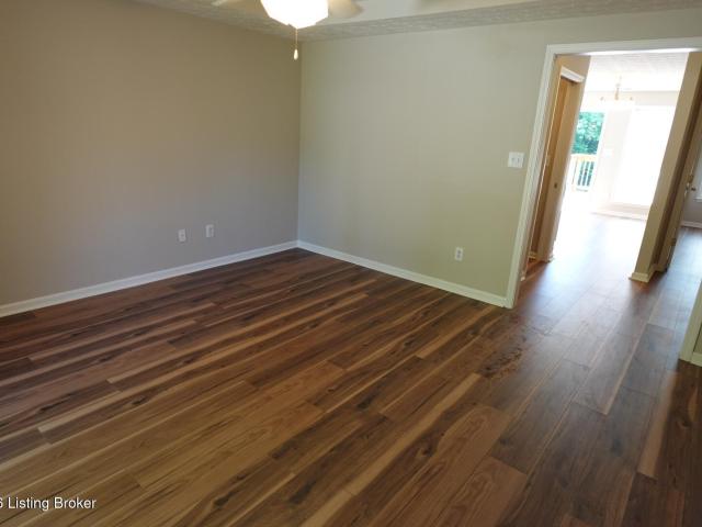 829 Garden Pointe Dr