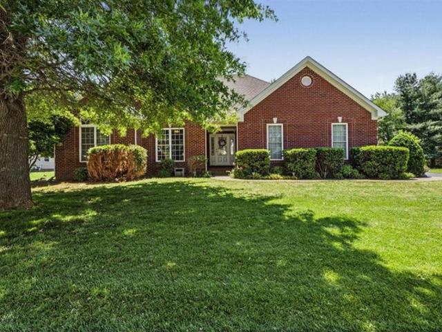 829 Divot Cir, Bowling Green, KY 42104
