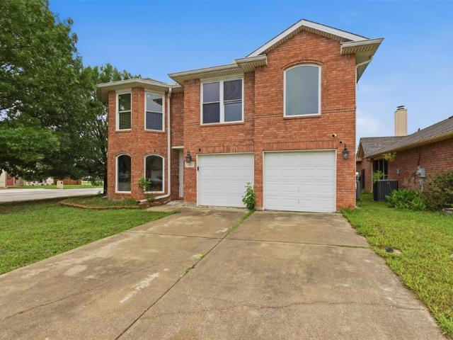 829 Elbe Dr, Arlington, TX 76001 | MLS #21255