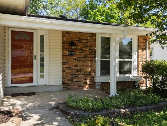 829 Forest Village Dr, Ballwin, MO 63021 | MLS #26025 | Compass