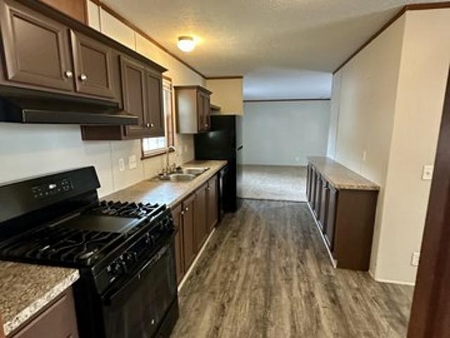 829 Jonathan Ln, Muskegon, MI 49442